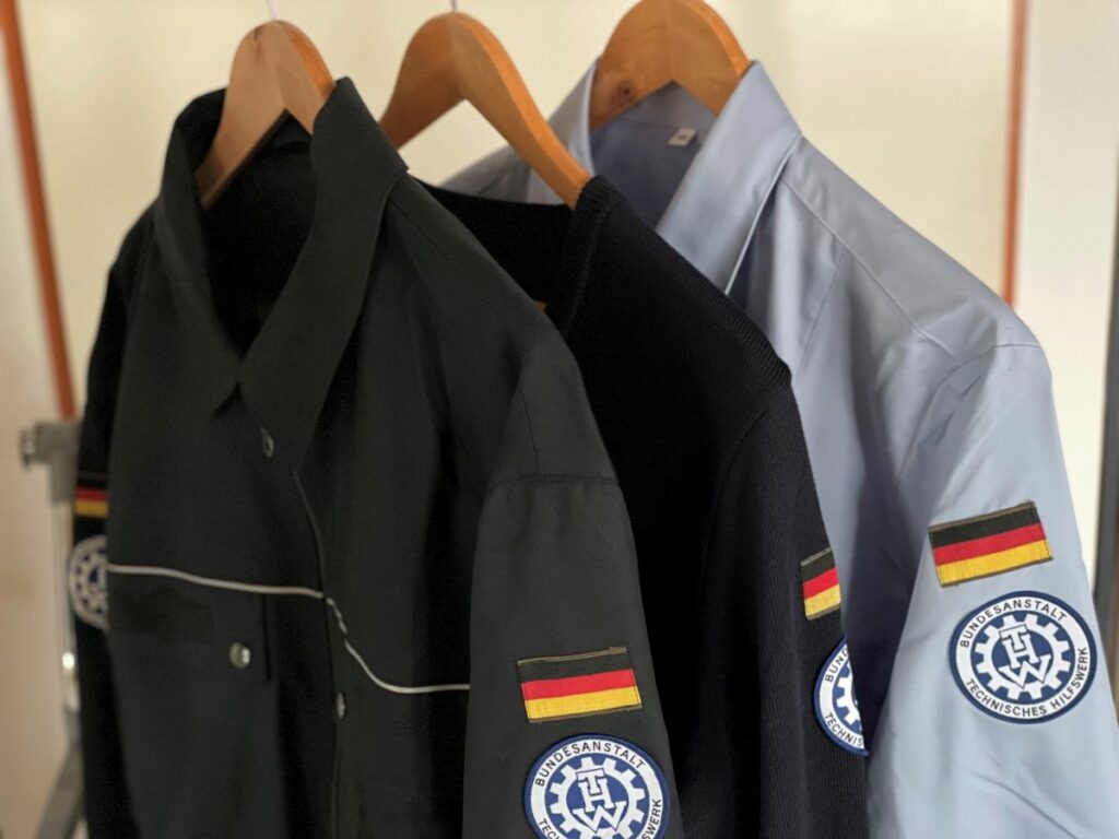 "U" - wie Uniform Fortsetzung unserer Serie über das THW-ABC ...